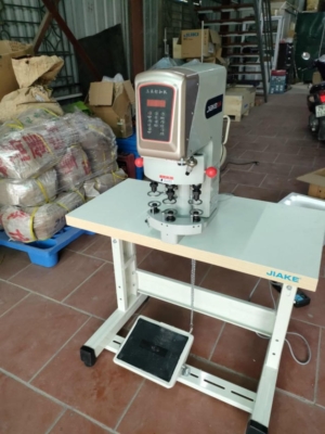 Tổng Hợp Các Loại Máy Ngành May Mặc Bạn Nên Biết 2025